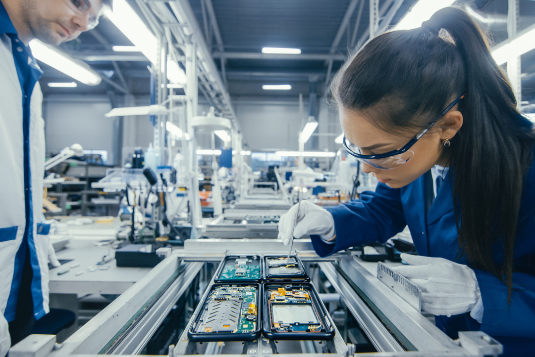 The U.S. Electronic Contract Manufacturing (ECM)